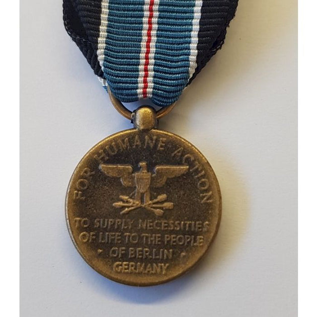 U.S. HUMANE ACTION MEDAL – Militarytour